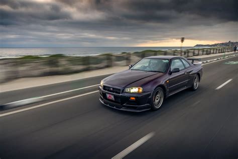 售价超过 Rm900000！超稀有 Nissan Skyline Gt R R34 V Spec Midnight Purple 公开出售
