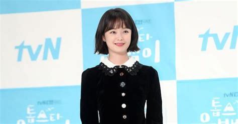 사진 전소민수줍은 미소