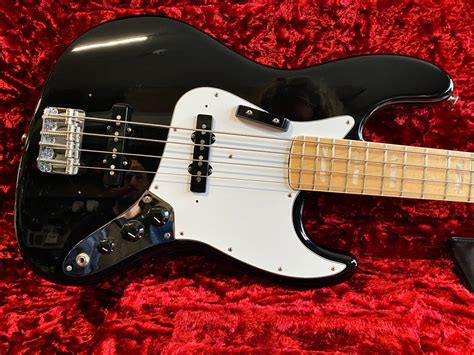 Fender American Original 70s Jazz Bass Black Some Neck Guitars