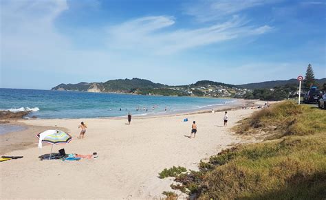 Langs Beach 🏖️ Île Du Nord Nouvelle Zélande Caractéristiques