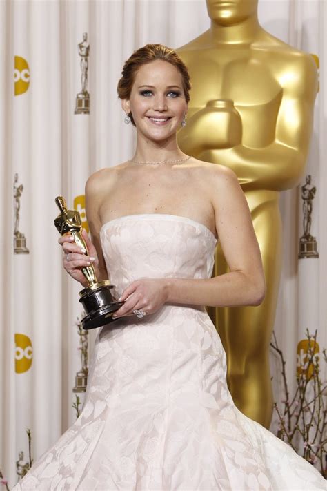 7teen Jennifer Lawrence At 2013 Oscar Awards