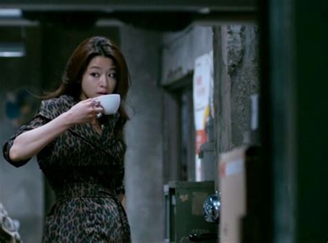 도둑들 전지현 연예인 배우 사람들