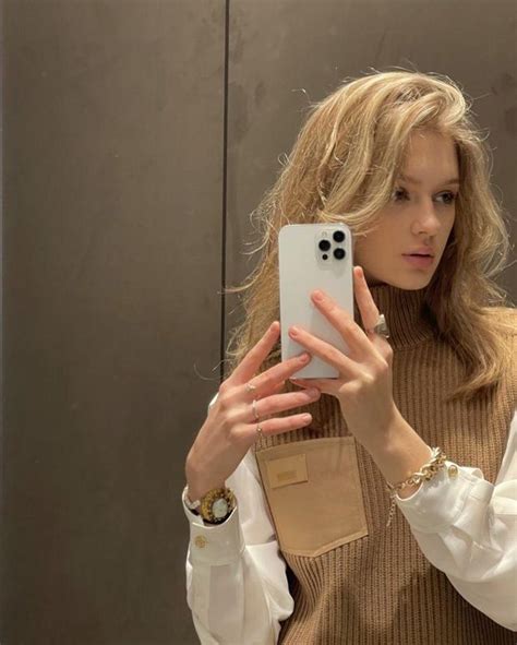 Sofia Korablina [irtr] W32unix