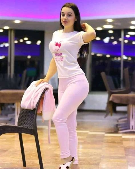 امل أحمد حب لاابد