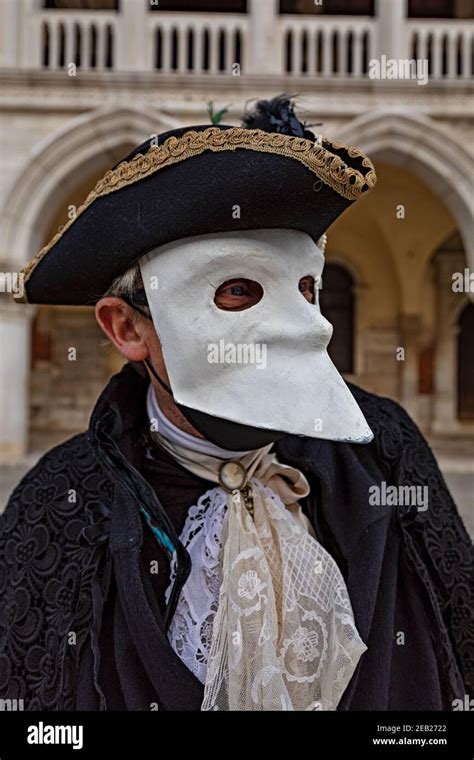 Traditional Bauta Costume With Cape Feathered Tricornered Hat And