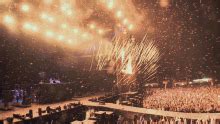 Falling Confetti S Tenor
