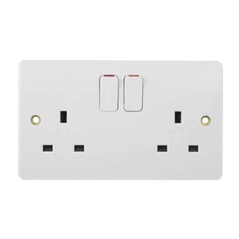 Mk 2747 Whi 2 Gang 13a Dp Switched Socket Moulded White Double