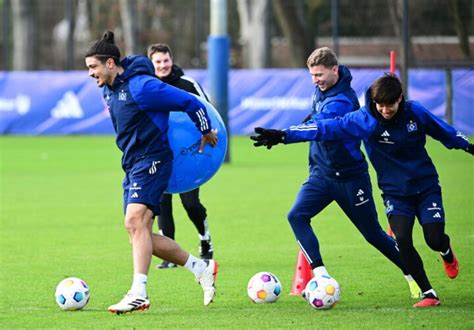 Kurios Ex Hsv Profi Trägt Wieder Eine Raute Auf Der Brust