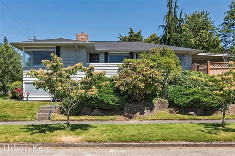 7568 37th Ave Sw Seattle Wa 98126 House Rental In Seattle Wa