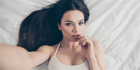 Sexualized Self Presentation Dominates Visuals On Dating Apps Linked