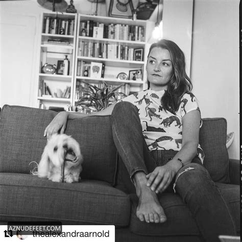 Alison Wright Feet Aznudefeet