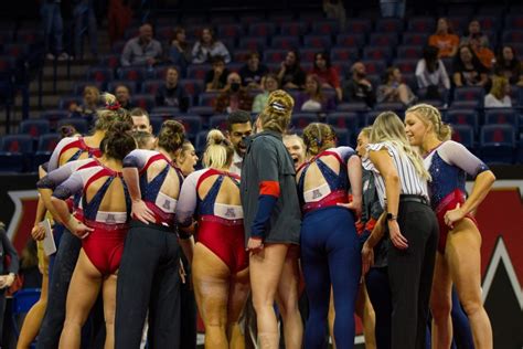 No 20 Arizona Gymnastics Stuns No 28 Asu In Big 12 Debut The Daily