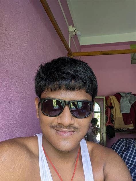 Assymetrical Face 😭 Rfacialasymmetry