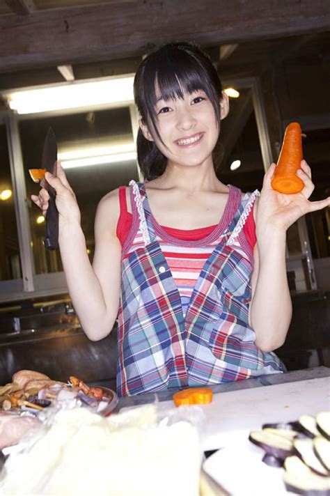 Berryz Kouboubuonocountry Girls Momoko Tsugunaga Hp Digital