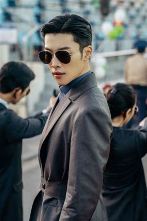 Photos New Stills Added For The Korean Drama The King Eternal Monarch