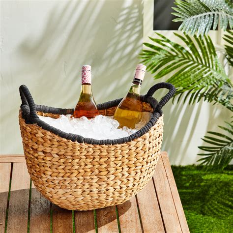 Elevate Your Summer Hosting