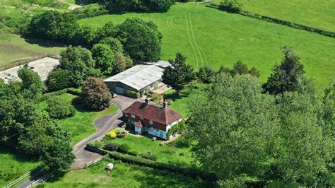 4 Bedroom Detached House For Sale In Coldharbour Road Upper Dicker