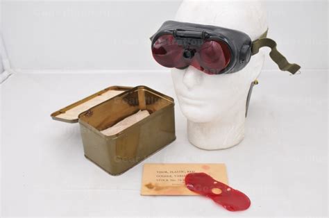 Variable Density Goggle Gear Illustration