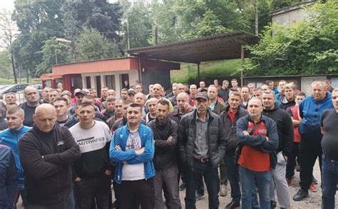 Rudari Danas Na Protestu Ispred Sjedišta Elektroprivrede Bih