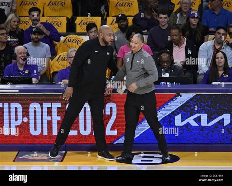 Los Angeles Usa 20th Oct 2022 Los Angeles Lakers Coach Darvin Ham L And Los Angeles
