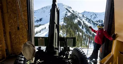 The Army Is Taking Back The Howitzers Alta Snowbird Use To Fight Avalanches Heres Whats Next