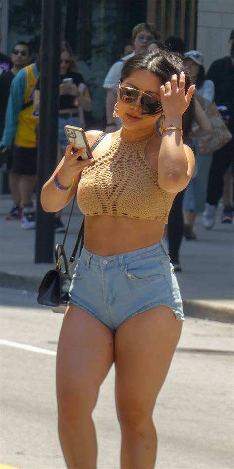 Sexy Asian With Revealing Shorts Oc Short Shorts And Volleyball Forum