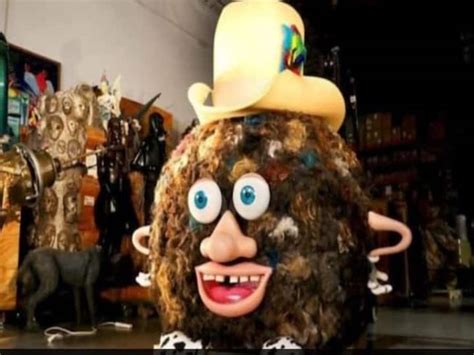American Man Made The Worlds Biggest Ball With Human Hair In 9 Years