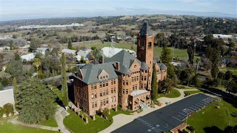 The History Behind Preston Castle
