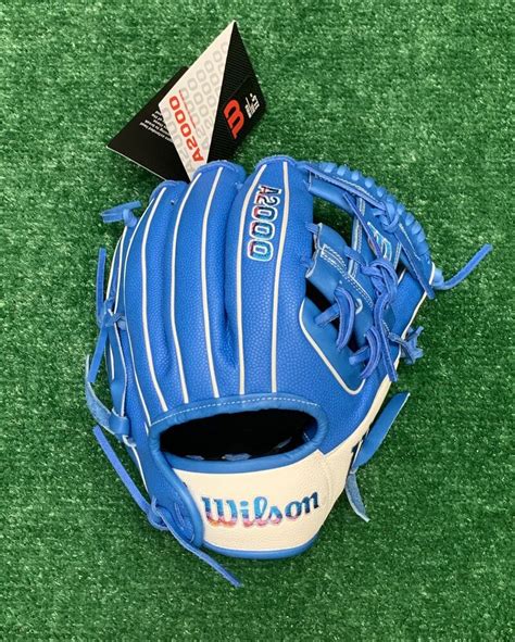 2023 Wilson A2000 Dp15 11 5 Autism Awareness Love The Movement Infield Glove Sidelineswap