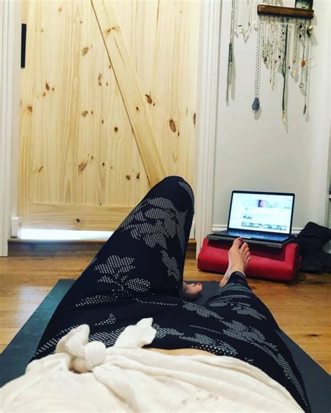 Stephanie Lemelin Feet