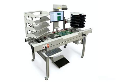 Robotas Mascot Clinch Conveyor Motorised Conveyor Workstation
