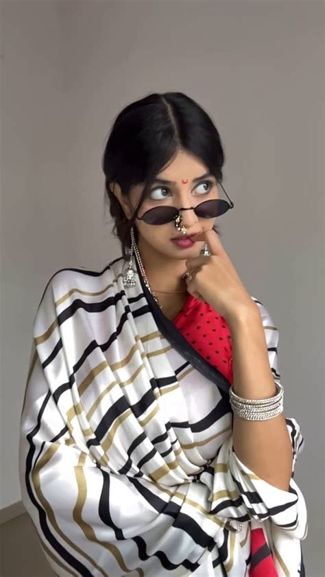 Aishwarya Harishankar Aishwaryaharishankar • Instagram Photos And Videos