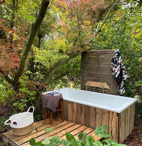 15 Outdoor Bathtub Ideas For A Dreamy Spa Like Escape Parade Home