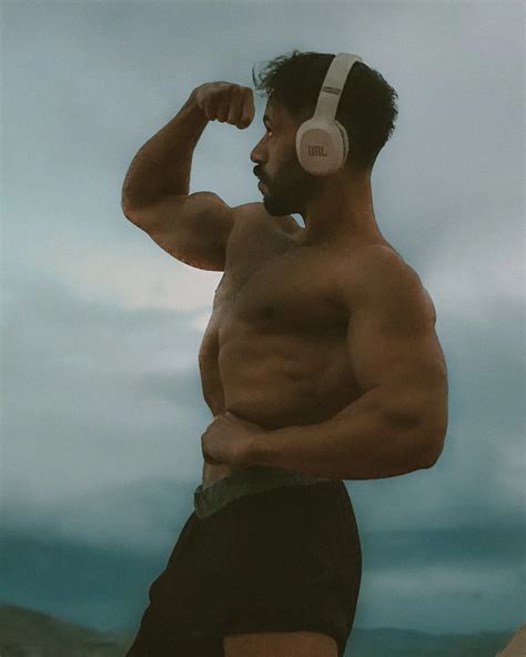 𝘽𝘼𝙃𝘼𝙀 𝘽𝙊𝘿𝙔𝘽𝙐𝙄𝙇𝘿𝙄𝙉𝙂 𝙊𝙉𝙇𝙄𝙉𝙀 𝘾𝙊𝘼𝘾𝙃 Bahae Sthetic • Instagram Photos And Videos