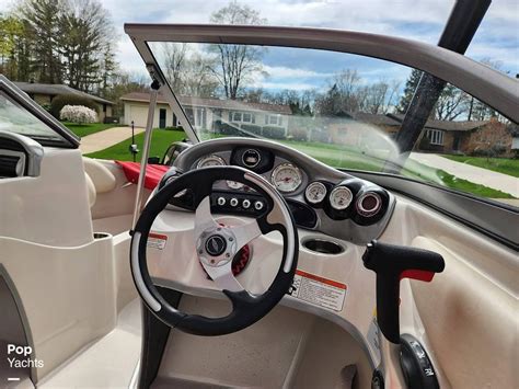 used 2014 tahoe q7i 46383 valparaiso boat trader