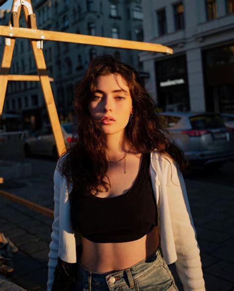 Valentina Kumer R Differentncool