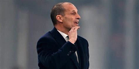 Pagina 2 Allegri Nello Spogliatoio Dellarbitro Massa Dopo Genoa Juve