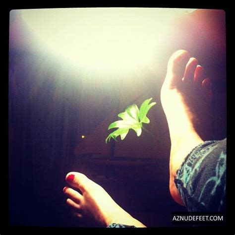 Dixie Perkinson Feet Aznudefeet