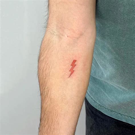 30 Amazing Lightning Bolt Tattoo Ideas To Rock