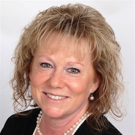 Angela Knickerbocker Realtor Touchstone Realty Gouldsboro Pa