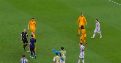 Se Revelaron Las Imágenes De La Acalorada Discusión Entre Messi Y Wout