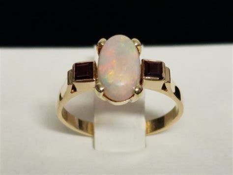 Zlatni Prsten S Opalom 14k Otkup