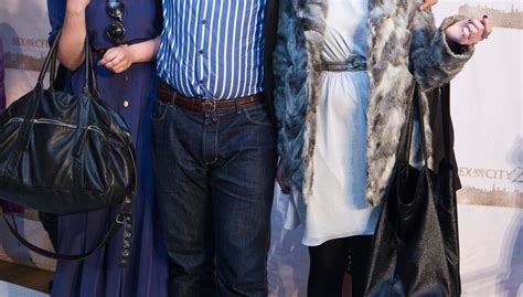 Lotte Sofie Claire Og Christiane Kom I Korte Kjoler Bt Kendte