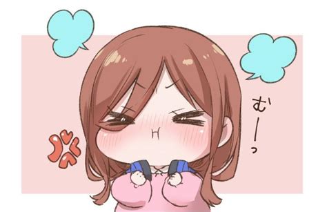 Chibi Miku Pout R 5toubunnohanayome