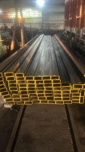 Rectangular Pipe From Tohana