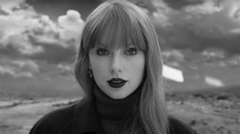 Fans React To Taylor Swifts Documentary Reveal