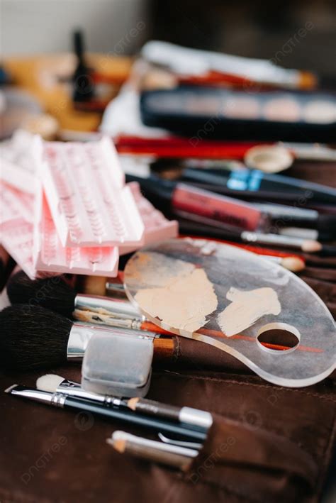 Wedding Makeup And Makeup Tools Photo Background And Picture For Free