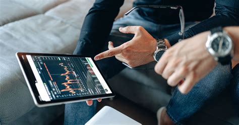 7 Digital Transformation Examples Across Industries