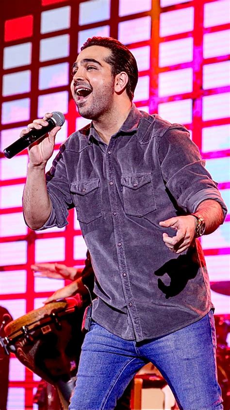 سه گروه را هرگز فراموش نکن آنهایی که در شرایط دشوار کمکت کردند آنها که در شرایط دشوار رهایت