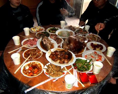 大家好，给大家介绍一下，这是农村流水席！夕食：美食系列之7 每日头条